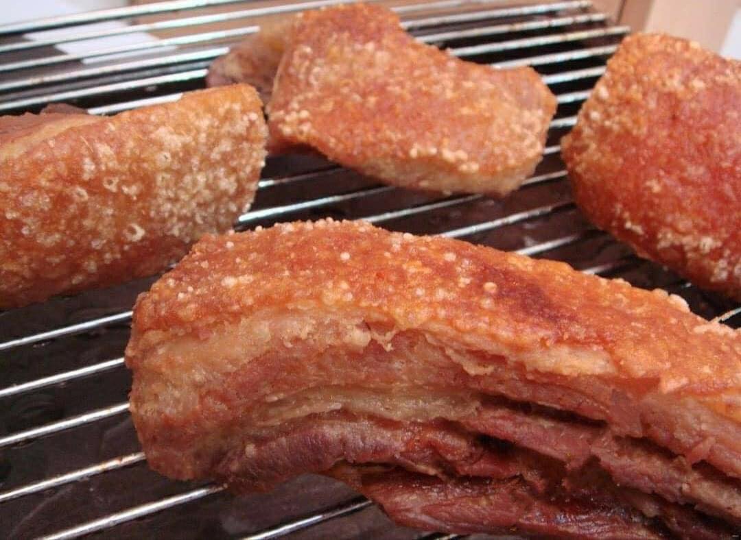 Crispy Deep Fried Pork Belly | အစားခ်စ္သူမ်ား app | အစားချစ်သူများ app